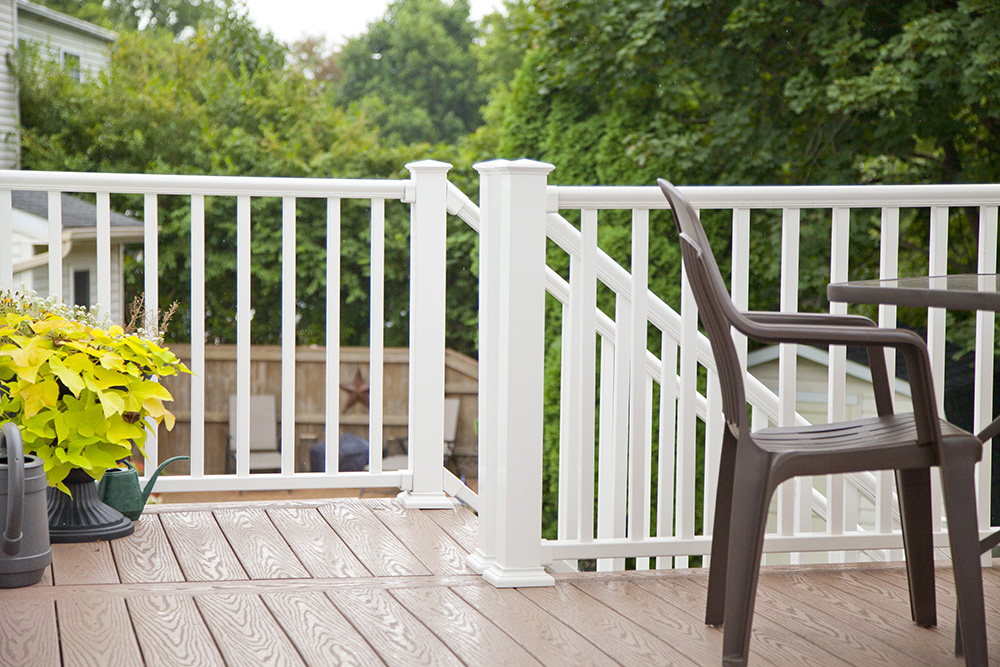 RDI Titan Pro Rail Vinyl Railing 3-Part Specs - Amerhart